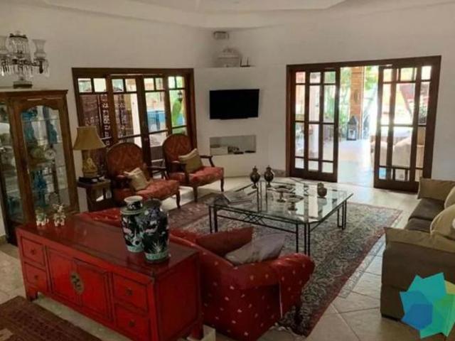Casa para venda em Condomínio Monte Belo de 900.00m² com 6 Quartos, 6 Suites e 4 Garagens
