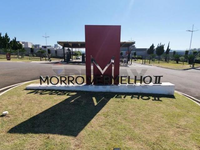 Casa para venda em Condomínio Morro Vermelho de 137.00m² com 3 Quartos, 1 Suite e 2 Garagens