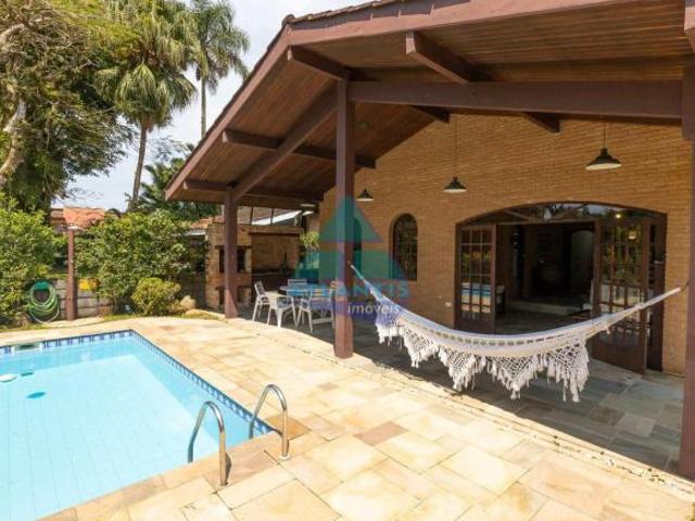 Casa para venda em Condomínio Pedra Verde de 220.00m² com 6 Quartos, 6 Suites e 1 Garagem