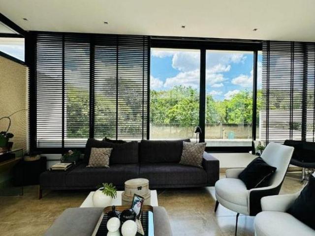 Casa para venda em Condomínio Portal Das Tipuanas de 283.00m² com 3 Quartos, 3 Suites e 4 Garagens