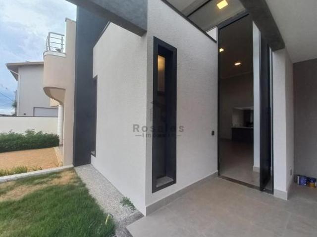 Casa para venda em Condomínio Reserva Real de 180.00m² com 3 Quartos, 3 Suites e 4 Garagens