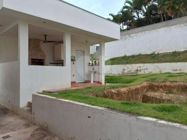 Casa para venda em Condomínio Residencial Terras Do Oriente de 242.00m² com 3 Quartos, 1 Suite e 4 G