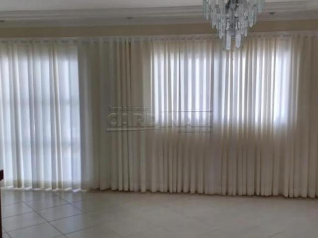 Casa para venda em Condominio Residencial Village Damha I de 245.00m² com 3 Quartos, 2 Suites e 4 Ga