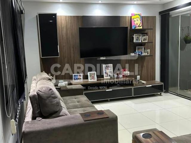Casa para venda em Condomínio Residencial Village Damha Ii de 240.00m² com 3 Quartos, 1 Suite e 4 Ga