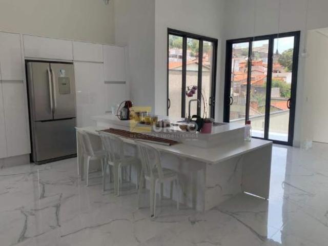 Casa para venda em Condomínio Residencial Vivenda das Pitangueiras de 244.00m² com 3 Quartos, 1 Suit