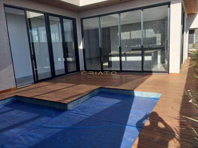 Casa para venda em Condomínio Residencial Grand Trianon, Aná