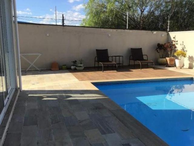 Casa para venda em Condomínio Residencial Oruam de 357.89m² com 4 Quartos
