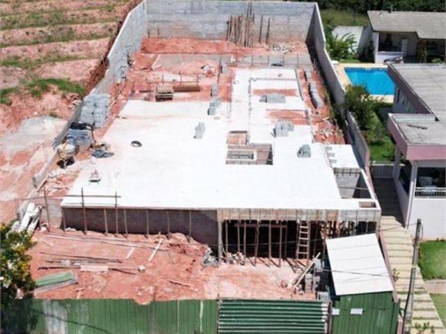 Casa para venda em Condomínio Residencial Shamballa Iii de 370.00m² com 4 Quartos, 4 Suites e 1 Gara