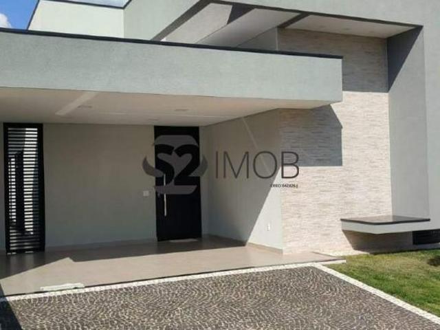 Casa para venda em Condomínio Santa Mônica 3 de 128.00m² com 3 Quartos, 1 Suite e 4 Garagens