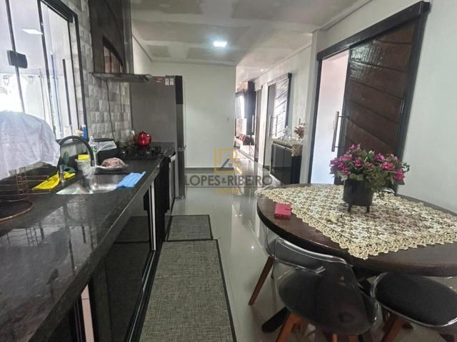 Casa para venda em Conjunto Habitacional Arnaldo Leotta De Mello em Botucatu São Paulo de 120.00m² com 3 Quartos, 1 Suíte e 2 Garagens