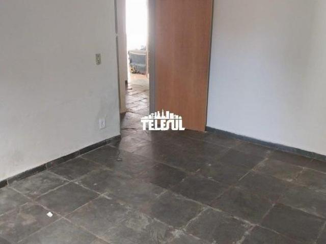 Casa para venda em Conjunto Habitacional Centenário, Varginh