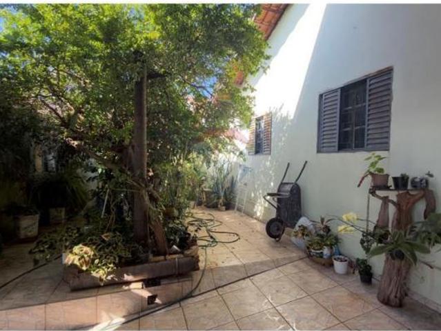 Casa para venda em Conjunto Habitacional Humberto Popolo de 180.00m² com 3 Quartos