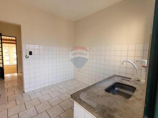 Casa para venda em Conjunto Habitacional Sílvio Passalacqua de 97.00m² com 2 Quartos e 4 Garagens