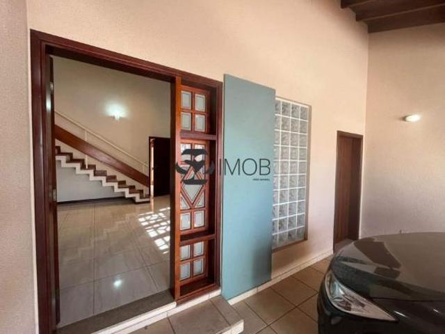 Casa para venda em Conjunto Residencial Anselmo Lopes Bueno de 216.00m² com 3 Quartos, 1 Suite e 2 G