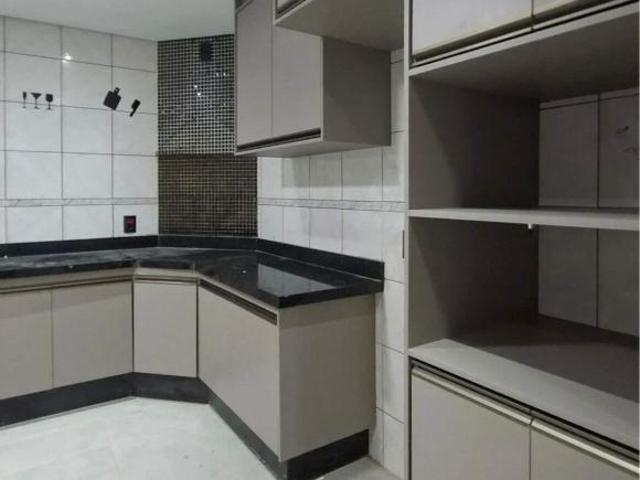 Casa para venda em Conjunto Residencial Toyokazu Kawata de 152.00m² com 3 Quartos, 1 Suite e 2 Garag