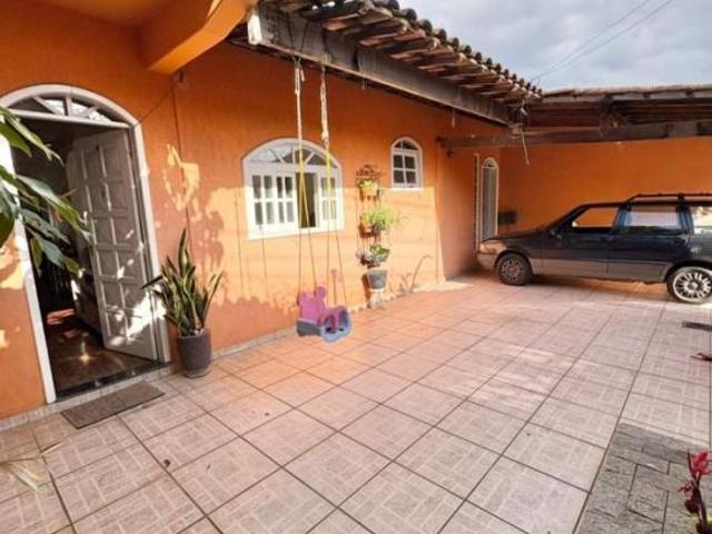 Casa para Venda em Contagem, Carajás, 5 dormitórios, 3 banheiros, 2 vagas