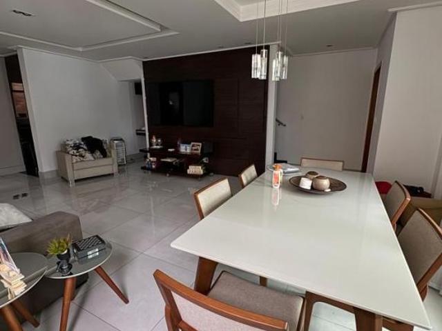 Casa para Venda em Contagem, Centro, 3 dormitórios, 1 suíte, 4 banheiros, 4 vagas