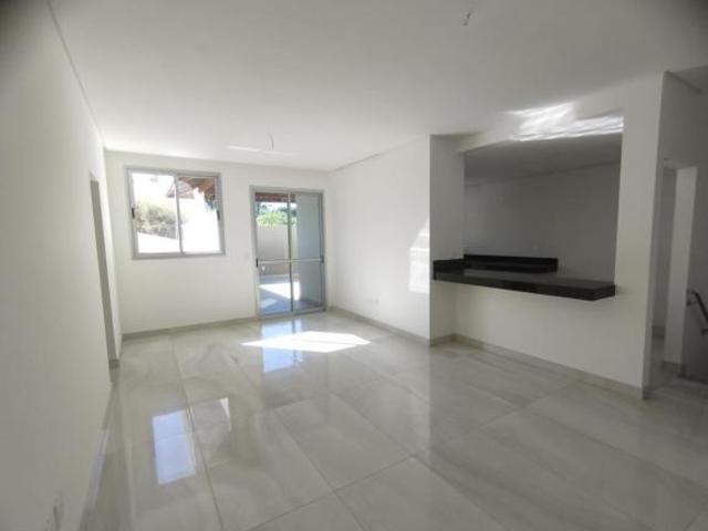 Casa para Venda em Contagem, CENTRO, 3 dormitórios, 1 suíte, 1 banheiro, 2 vagas