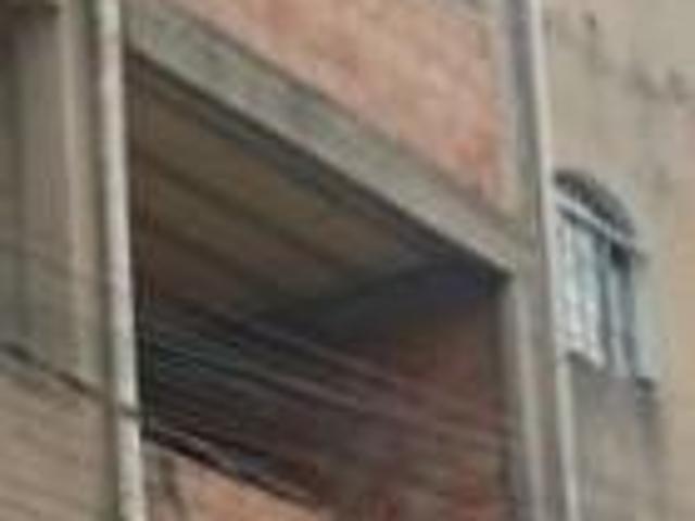 Casa para Venda em Contagem, Estrela Dalva, 2 dormitórios, 2 banheiros, 3 vagas