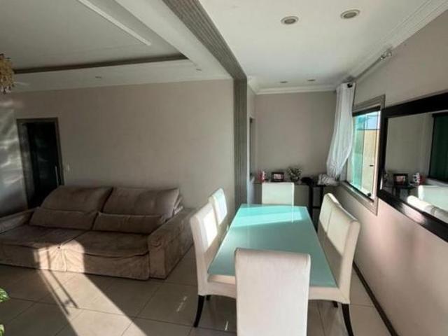 Casa para Venda em Contagem, Europa, 4 dormitórios, 1 suíte, 2 banheiros, 4 vagas