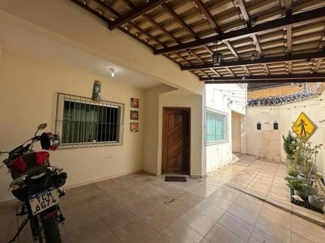 Casa para Venda em Contagem, Novo Progresso, 4 dormitórios, 1 suíte, 2 banheiros, 2 vagas