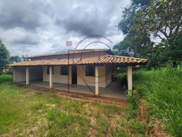 Casa para Venda em Contagem, Quintas do Jacuba, 3 dormitórios, 1 suíte, 2 banheiros, 3 vagas