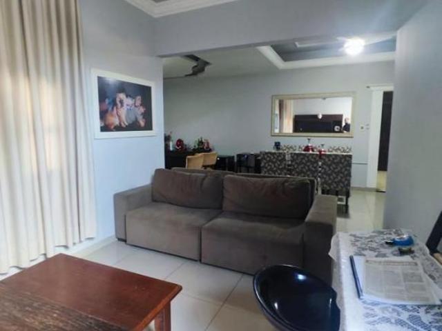 Casa para Venda em Coronel Fabriciano, Giovannini, 3 dormitórios, 1 suíte, 3 banheiros, 2 vagas