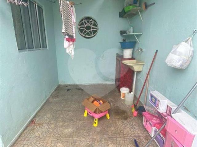 Casa para venda em Corrupira de 205.00m² com 3 Quartos e 4 Garagens