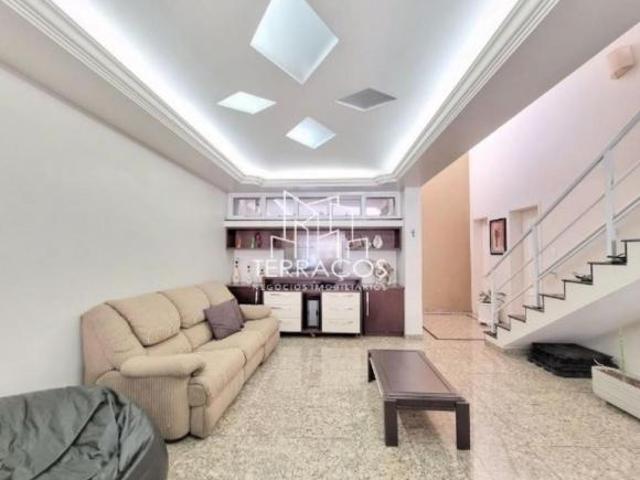 Casa para venda em Corrupira de 312.00m² com 4 Quartos, 4 Suites e 4 Garagens