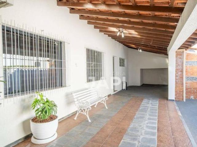 Casa para venda em Caxambu de 450.00m² com 3 Quartos e 10 Garagens