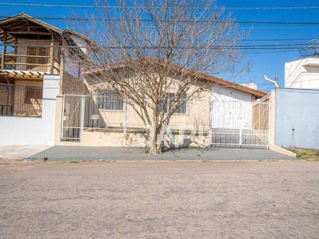 Casa para venda em Caxambu de 450.00m² com 3 Quartos e 10 Garagens