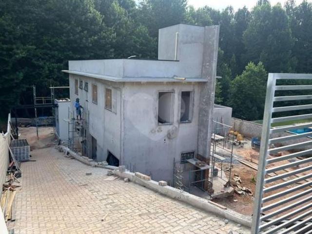 Casa para venda em Caxambu de 250.00m² com 3 Quartos, 3 Suites e 5 Garagens