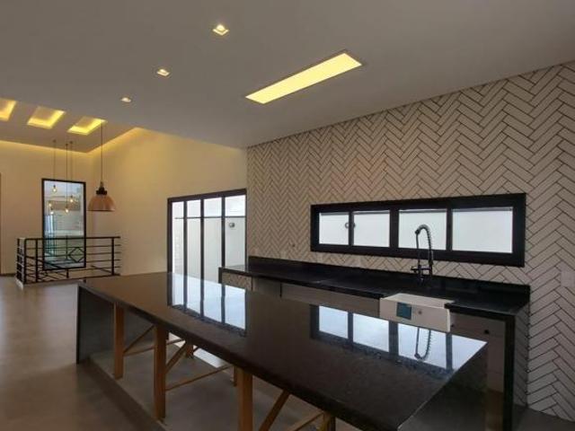 Casa para Venda em Caçapava/SP 3 Dorm. 196 m2 Área Útil