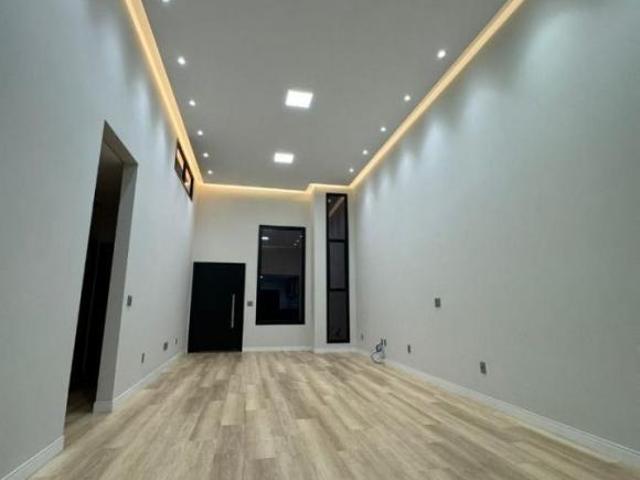 Casa para venda em Cabreúva de 280.00m² com 3 Quartos, 1 Suite e 2 Garagens