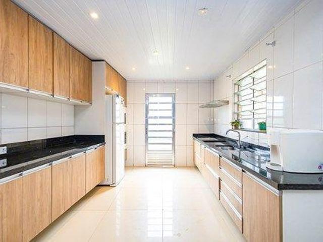 Casa para venda em Cachoeira de 310.00m² com 6 Quartos, 1 Suite e 2 Garagens