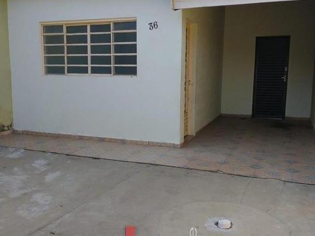 Casa para venda em Caetetuba de 76.80m² com 3 Quartos e 2 Garagens