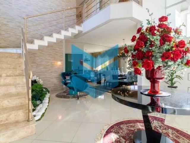Casa para venda em Caguaçu de 491.00m² com 3 Quartos, 3 Suites e 8 Garagens