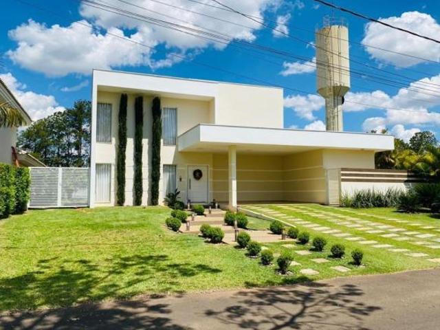 Casa para venda em Caguassu de 1000.00m² com 4 Quartos, 3 Suites e 4 Garagens