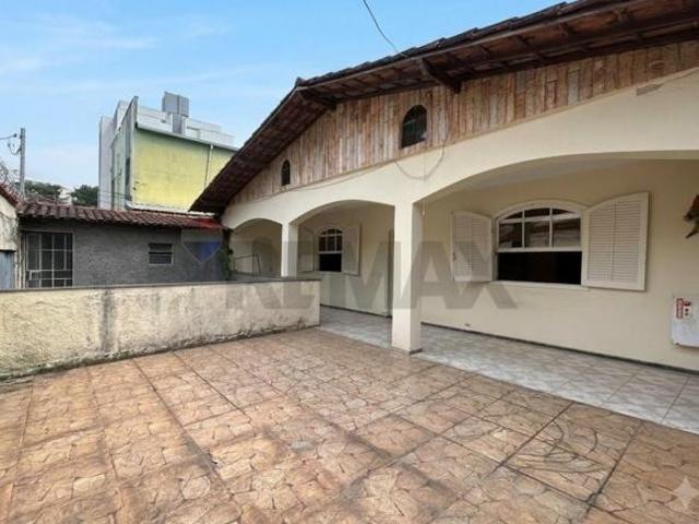 Casa para venda em Caiçara de 399.50m² com 3 Quartos, 1 Suite e 5 Garagens