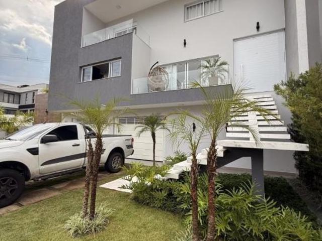Casa para Venda em Caieiras, Nova Caieiras, 3 dormitórios, 3 suítes, 6 banheiros, 4 vagas