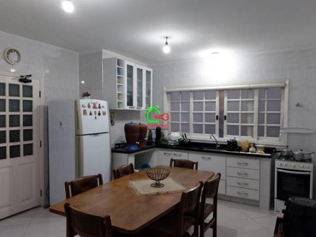 Casa para venda em Caixa D´água de 334.00m² com 4 Quartos, 1 Suite e 8 Garagens