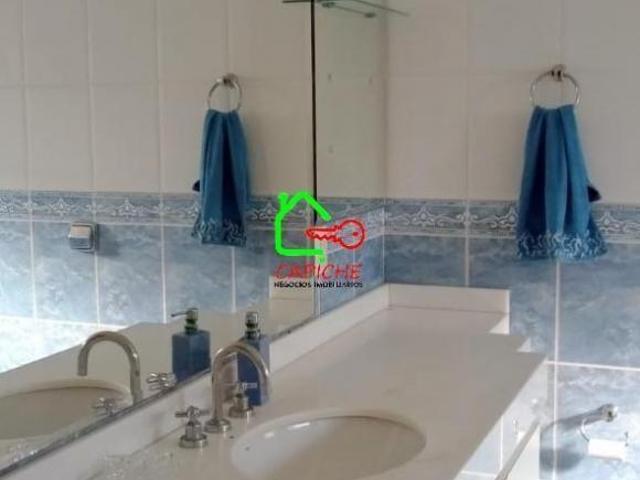 Casa para venda em Caixa D´água de 512.00m² com 4 Quartos, 2 Suites e 6 Garagens