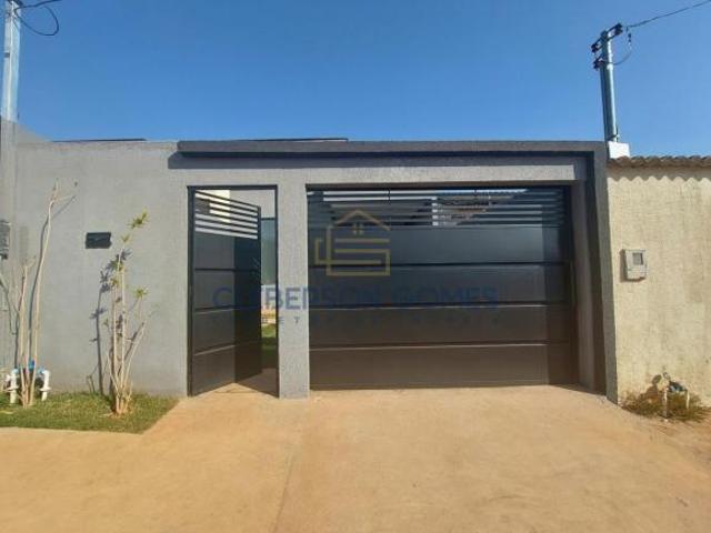 Casa para Venda em Caldas Novas, Setor Serrinha, 3 dormitórios, 1 suíte, 1 banheiro