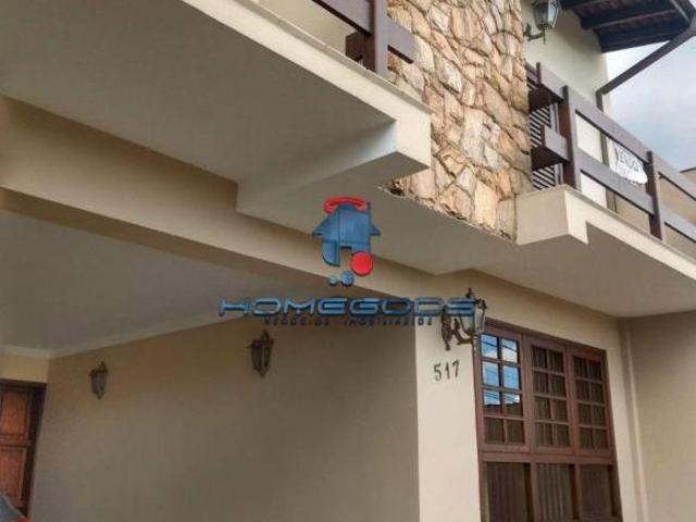 Casa para venda em Cambuí de 351.00m² com 3 Quartos, 2 Suites e 4 Garagens