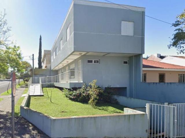 Casa para venda em Campo Comprido de 234.00m² com 4 Quartos e 4 Garagens