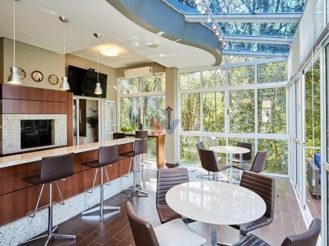 Casa para venda em Campo Comprido de 368.00m² com 3 Quartos, 3 Suites e 9 Garagens
