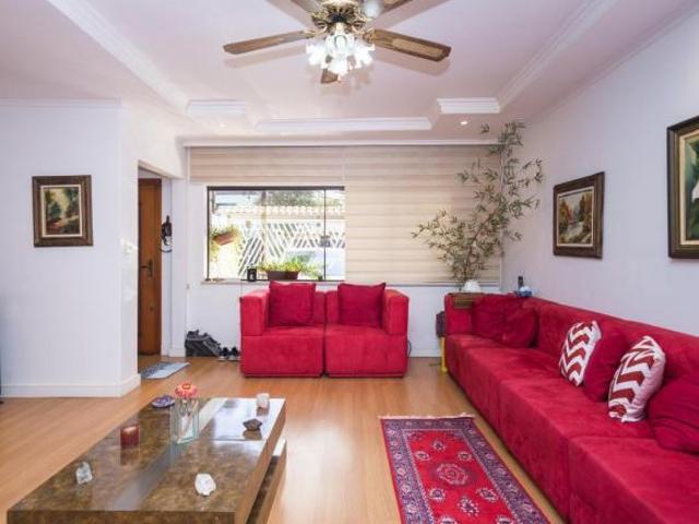 Casa para venda em Campo Belo com 3 quartos, sendo 1 suíte, 220m²