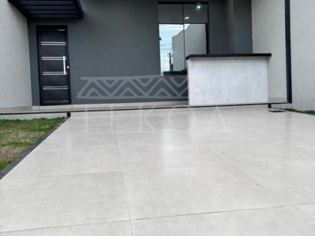 Casa para Venda em Campo Grande, Nova Lima, 3 dormitórios, 1 suíte, 2 banheiros, 2 vagas