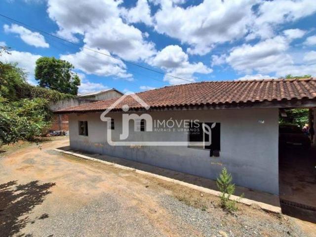 Casa para Venda em Campo Largo, Cercadinho, 6 dormitórios, 2 suítes, 2 banheiros, 5 vagas