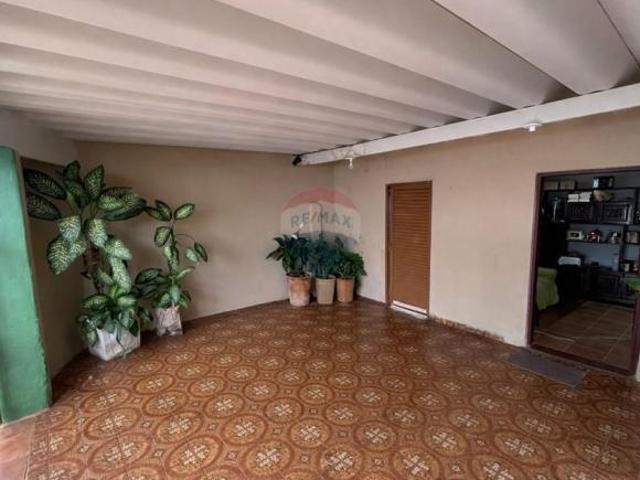 Casa para venda em Campos Elíseos de 125.00m² com 3 Quartos, 1 Suite e 2 Garagens